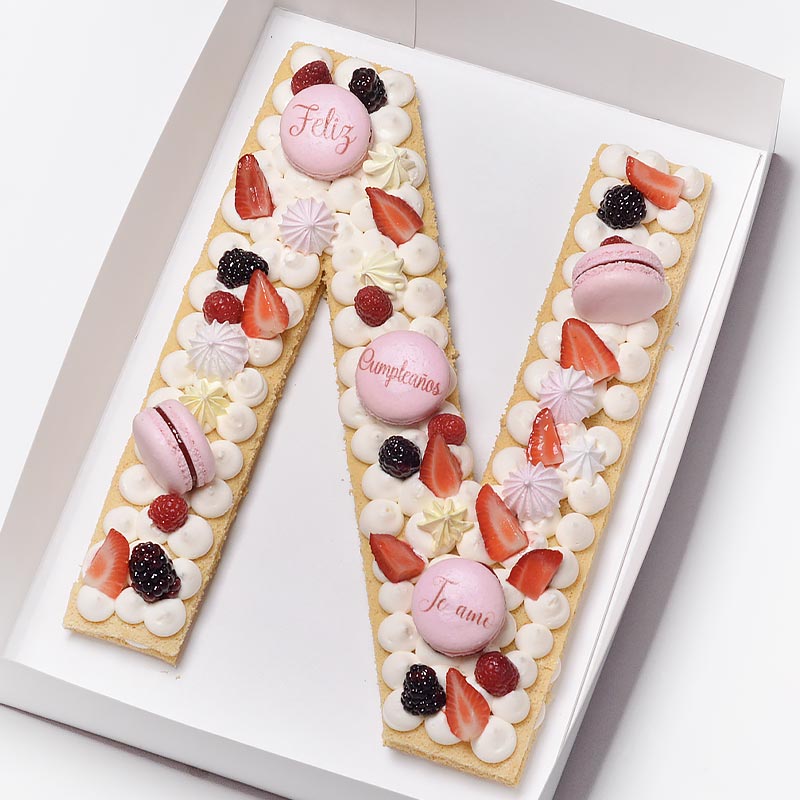 Pastel de letra para 10 personas – Mandorle Pastelería